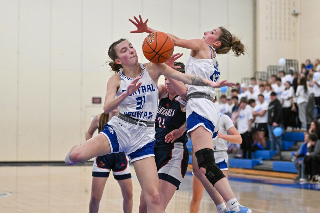 Local roundup: Central Mountain boys win thriller vs. Nativity, girls ...